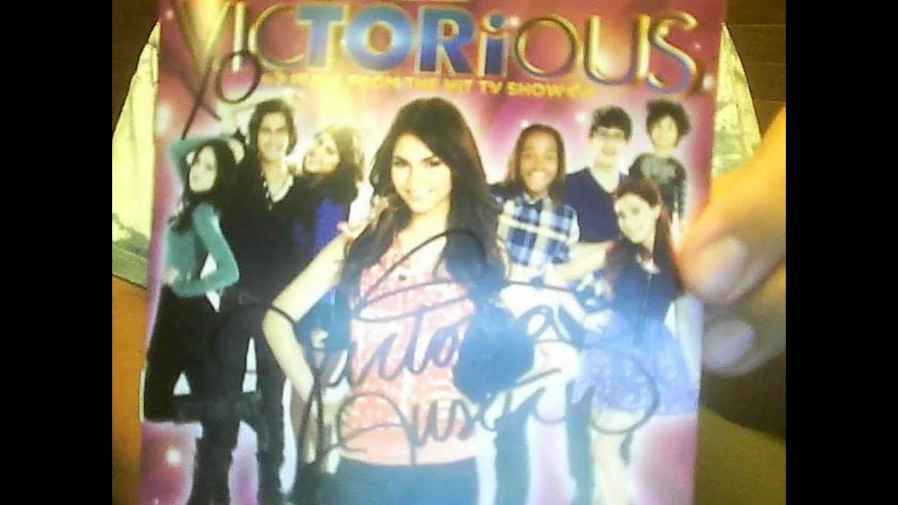 Victorious Soundtrack AUTOGRAPHED!!!!! :) - YouTube