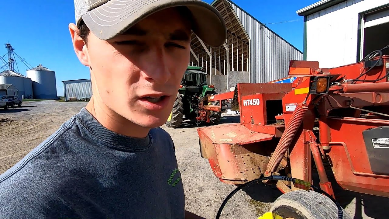 A Bunch of Dairy Farm Work - YouTube