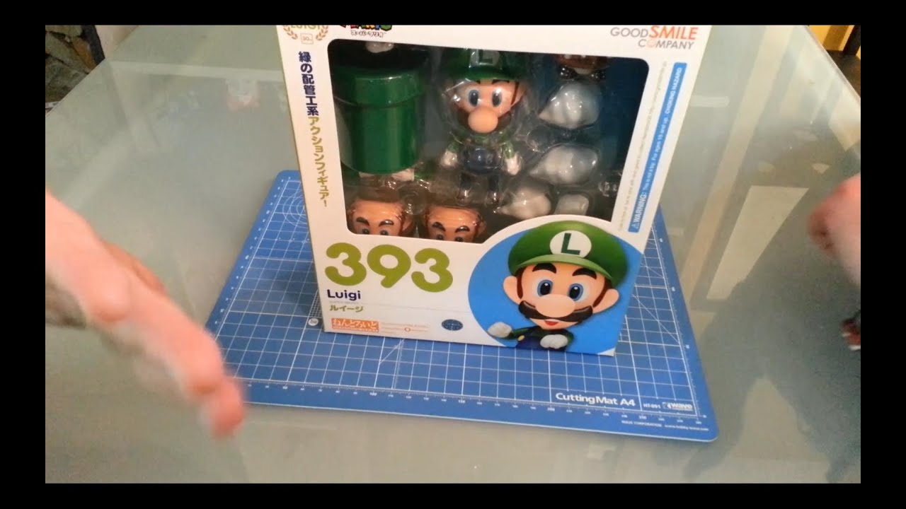Good Smile Co. - Nendoroid Luigi from Super Mario Bros. - Figure Review ...