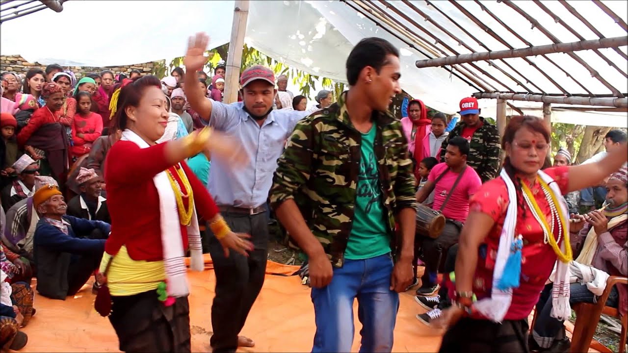 पञ्चे बाजामा झ्यामैको जोडी नाँच ॥ Nepali Panche Baja Dance ॥ - YouTube