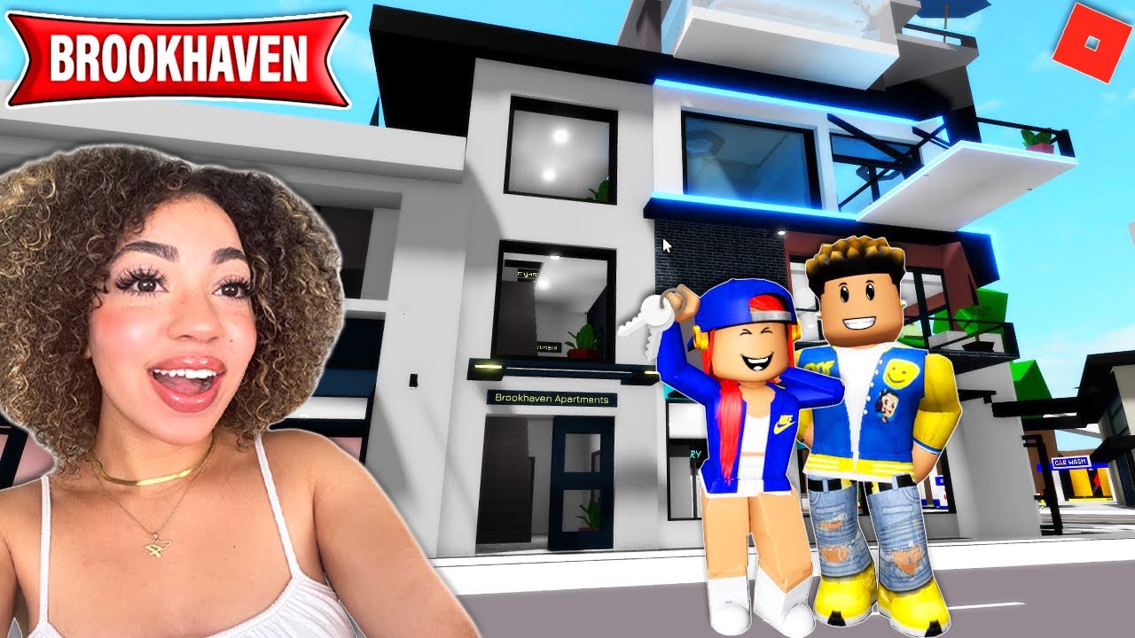 I Moved Into A Luxury Apartment With My BOYFRIEND In BROOKHAVEN ...