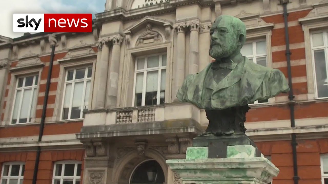 Historical statues divide Britain - YouTube