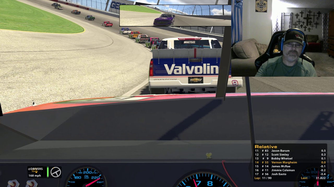Iracing SIM 500 league racing 40 trucks started the race - YouTube