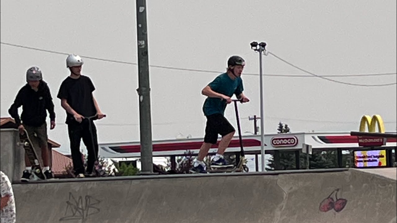 MY FIRST EVER SCOOTER COMPETITION - YouTube