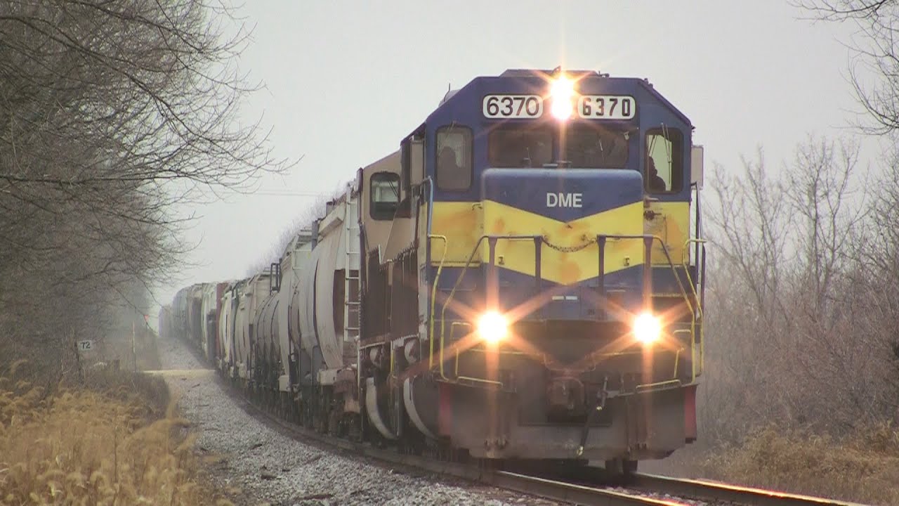 DME 6370 East - an SD40-2 - on 12-20-2014 - YouTube