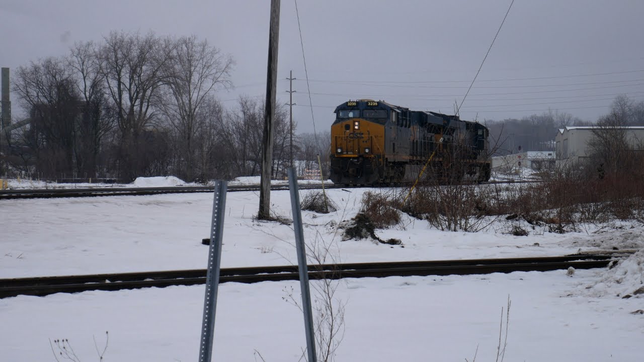 Filmed Two CSX Engine Sets Going To The Grand Rapids CSX Yard In One ...