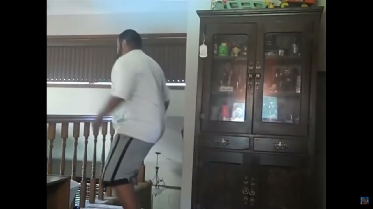 *Reupload* Big Quint dancing in reaction - YouTube