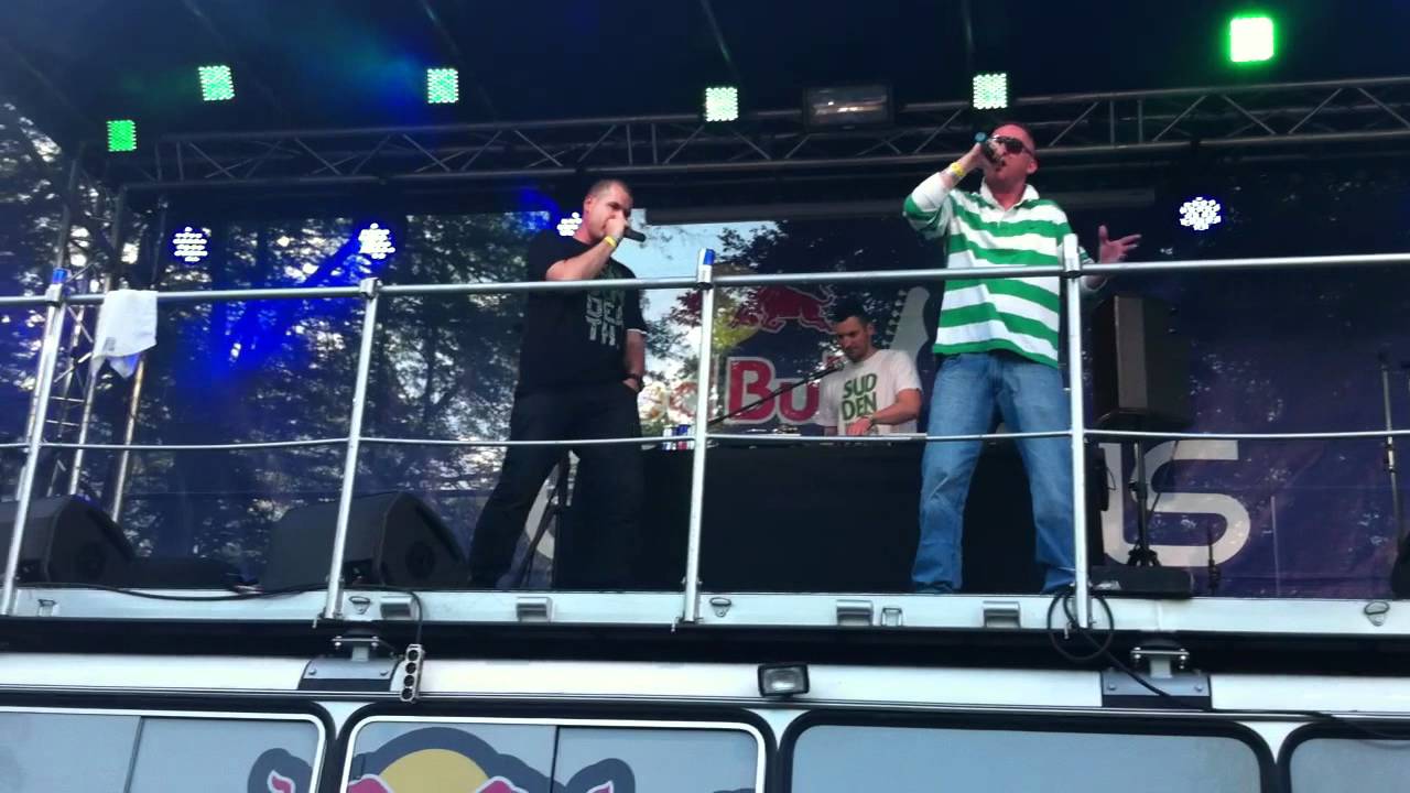 PSH - Podpantoflák LIVE @ Majáles Praha 2012 - YouTube