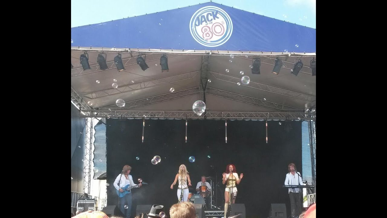 ABBA Chique performing Tiger @ Jack Up The 80s 2015 - YouTube