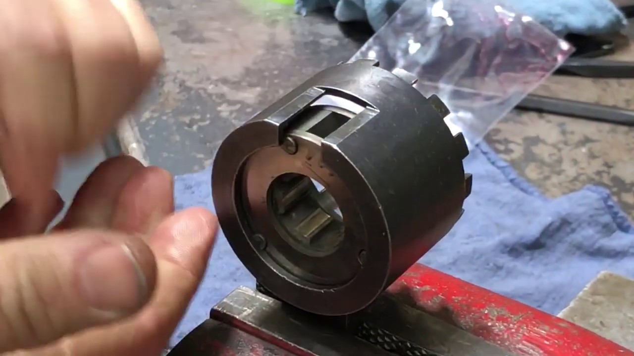 Install Free Wheel Saab Two Stroke & V4, 6 Roller Hub Freewheel Update ...