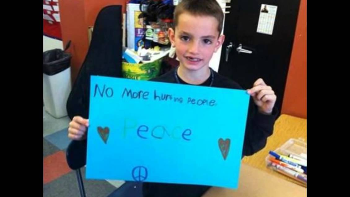Boston Marathon Bombing - media gnosis - YouTube