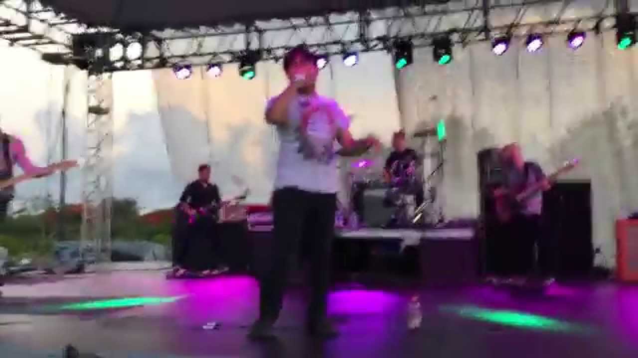 Jordan Salinas singing You Know How I Do with Taking Back Sunday (Guam ...