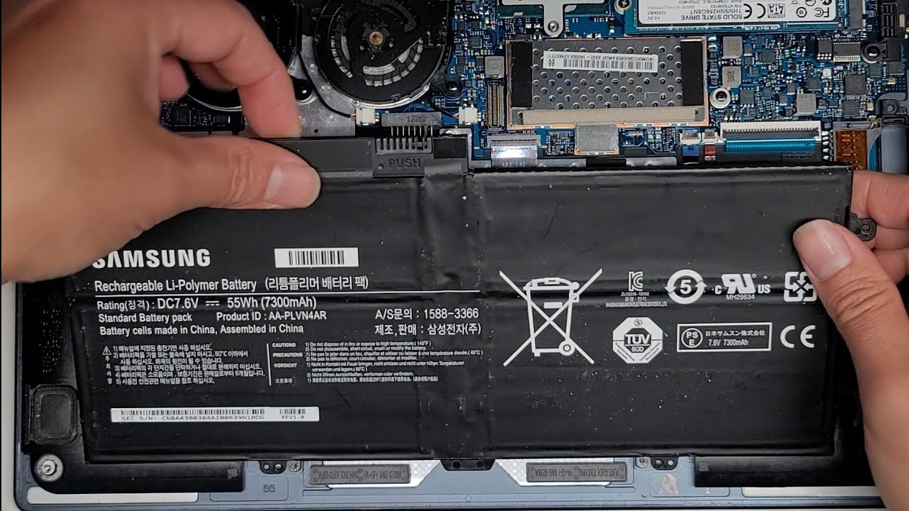 Samsung Notebook 940X NP940X3G Disassembly Battery Replacement Repair ...