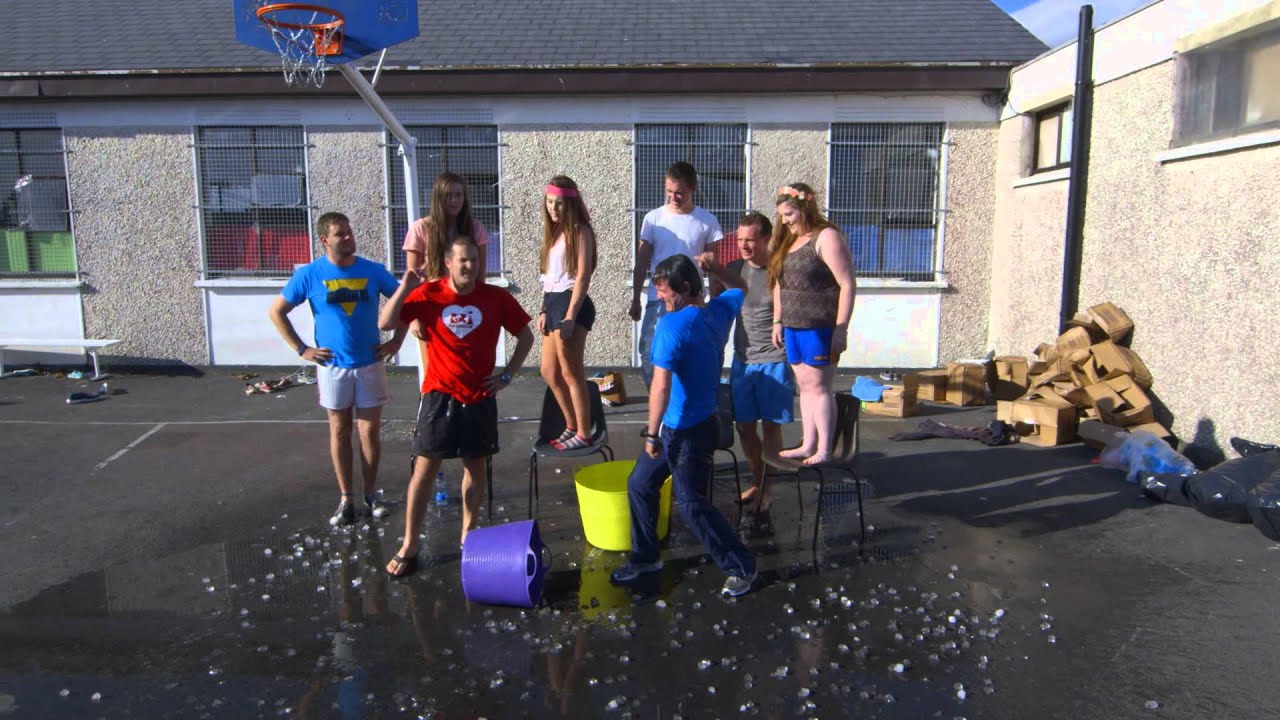 Dúshlán Oighir – Lurgan Cúrsa D 2K14 – Ice Bucket Challenge - YouTube