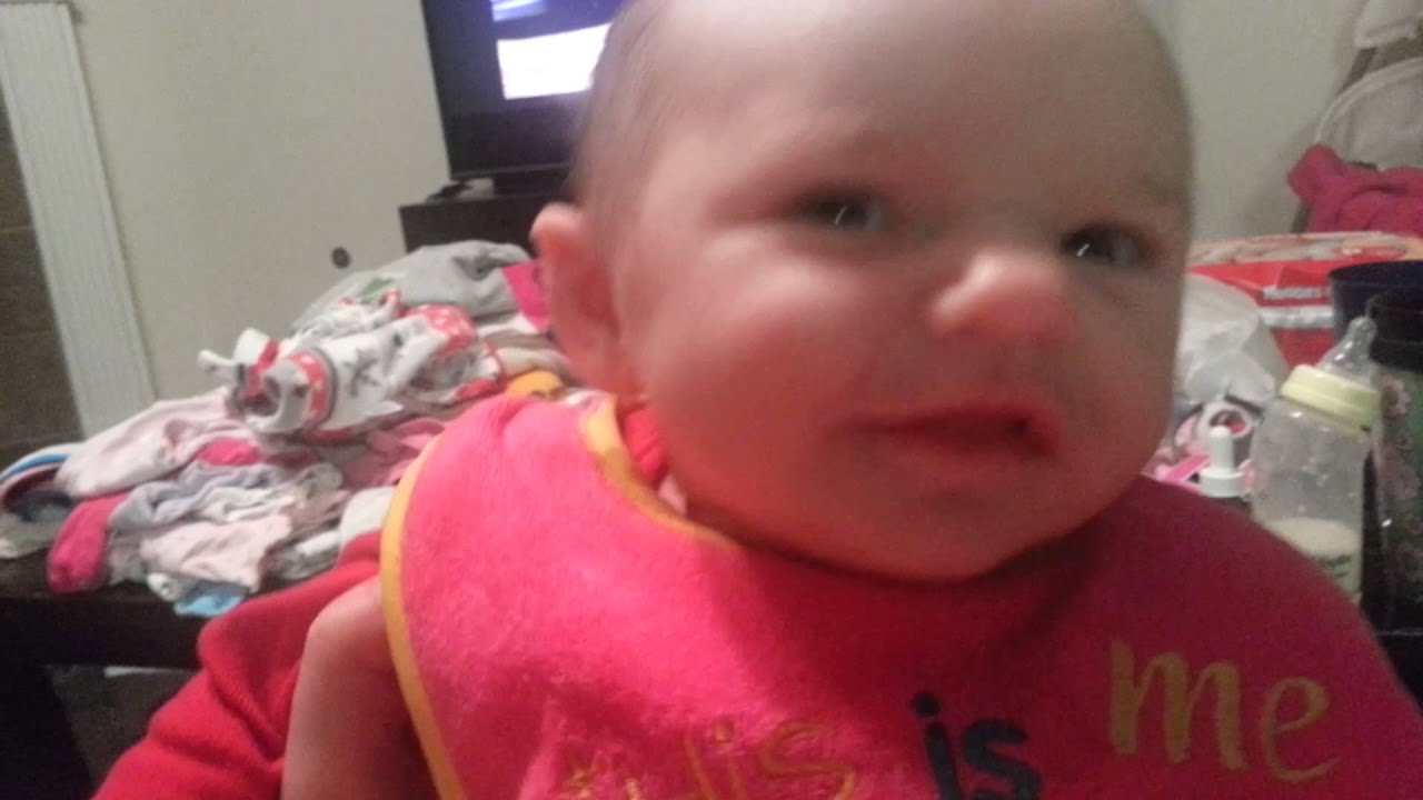 Bouncing on mommy's knee - YouTube