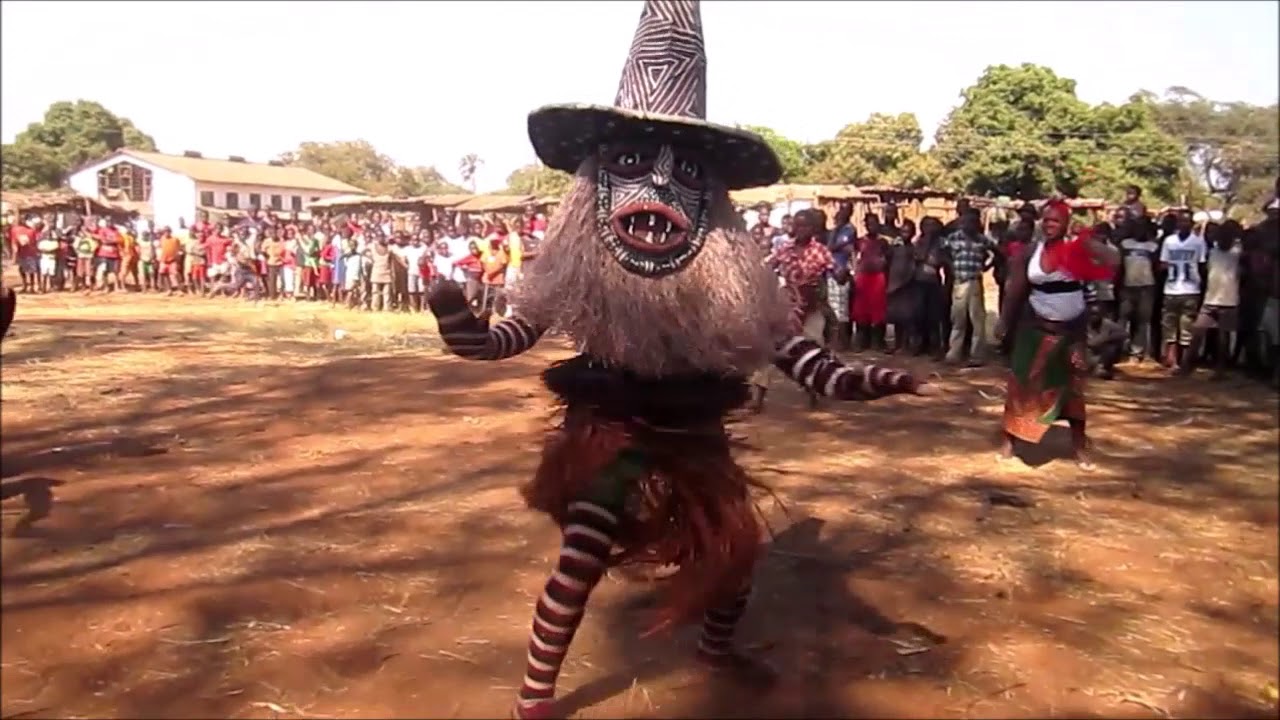 Makisi Dance - Mucana ca Kanoue (video mix) - YouTube