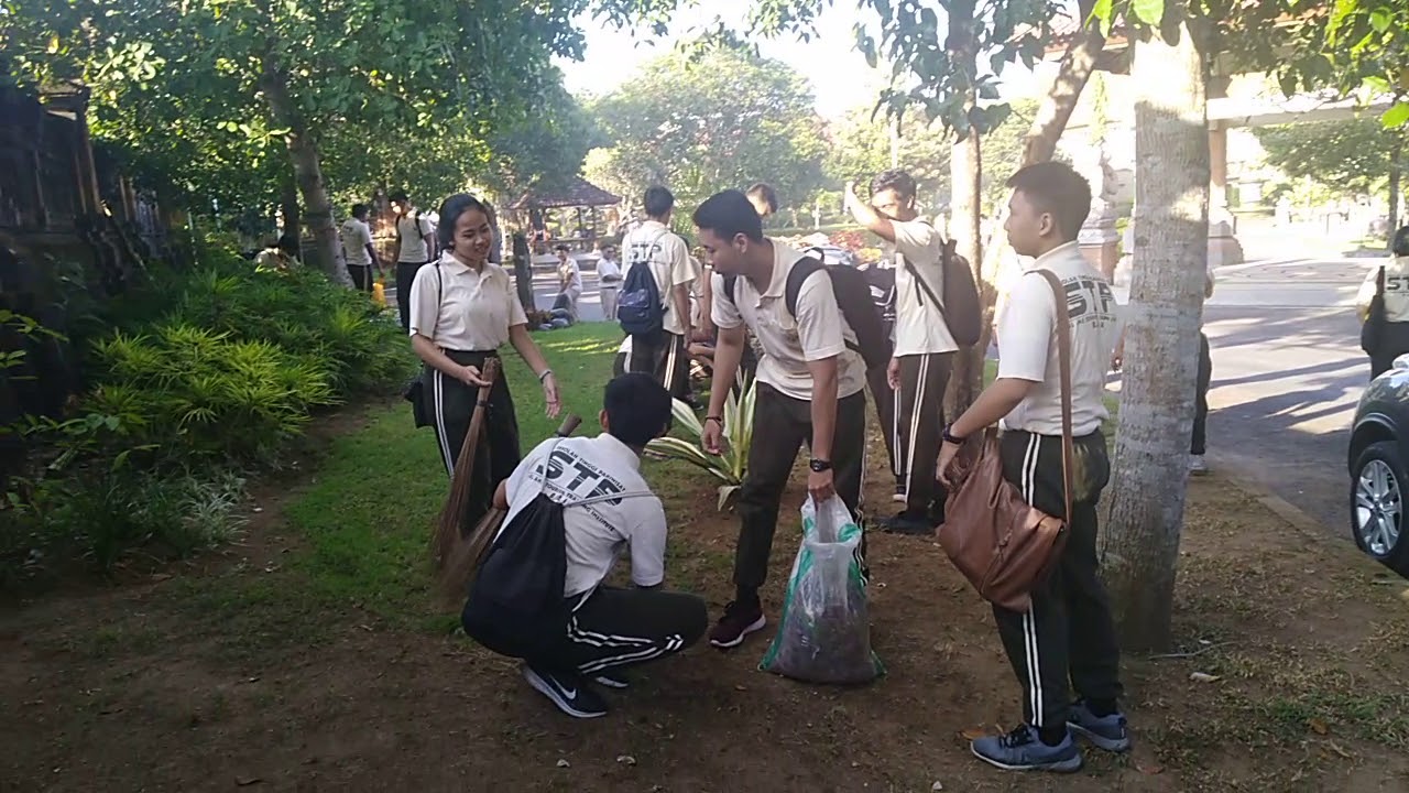 Kerja bakti STP Nusa Dua Bali - YouTube