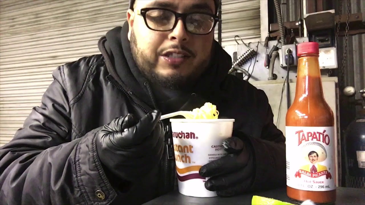 Making a Maruchan the Mexican way!! - YouTube
