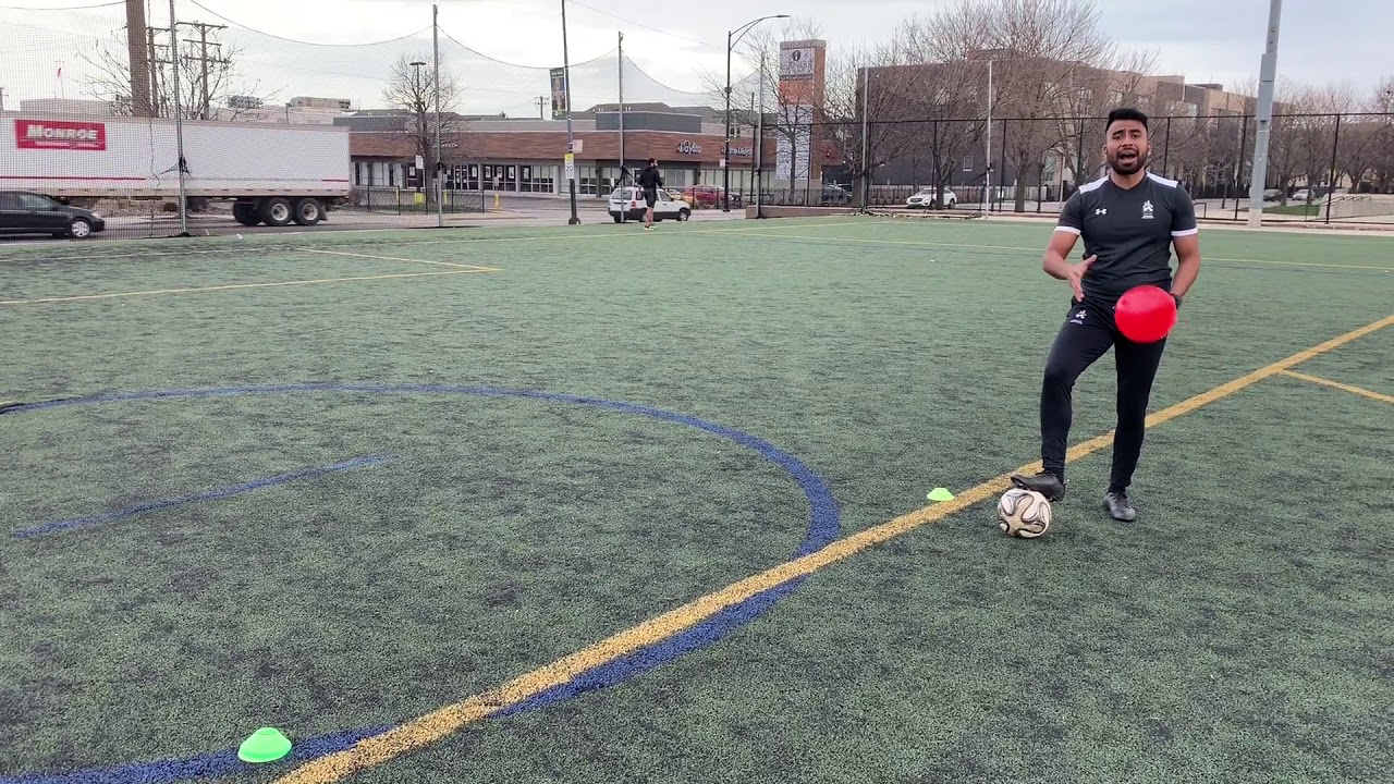 Toe Taps While Keeping Balloon In the Air - YouTube