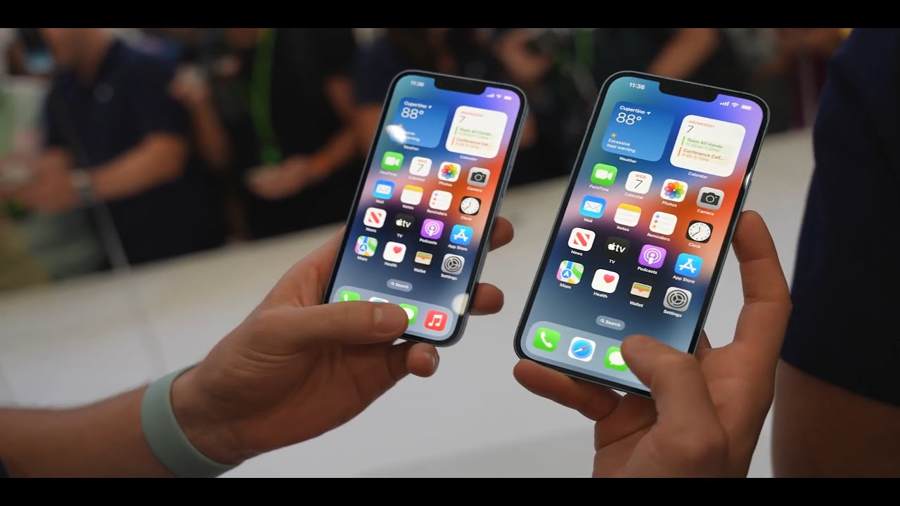 Apple iPhone 14 and 14 Plus Official | New Features. - YouTube