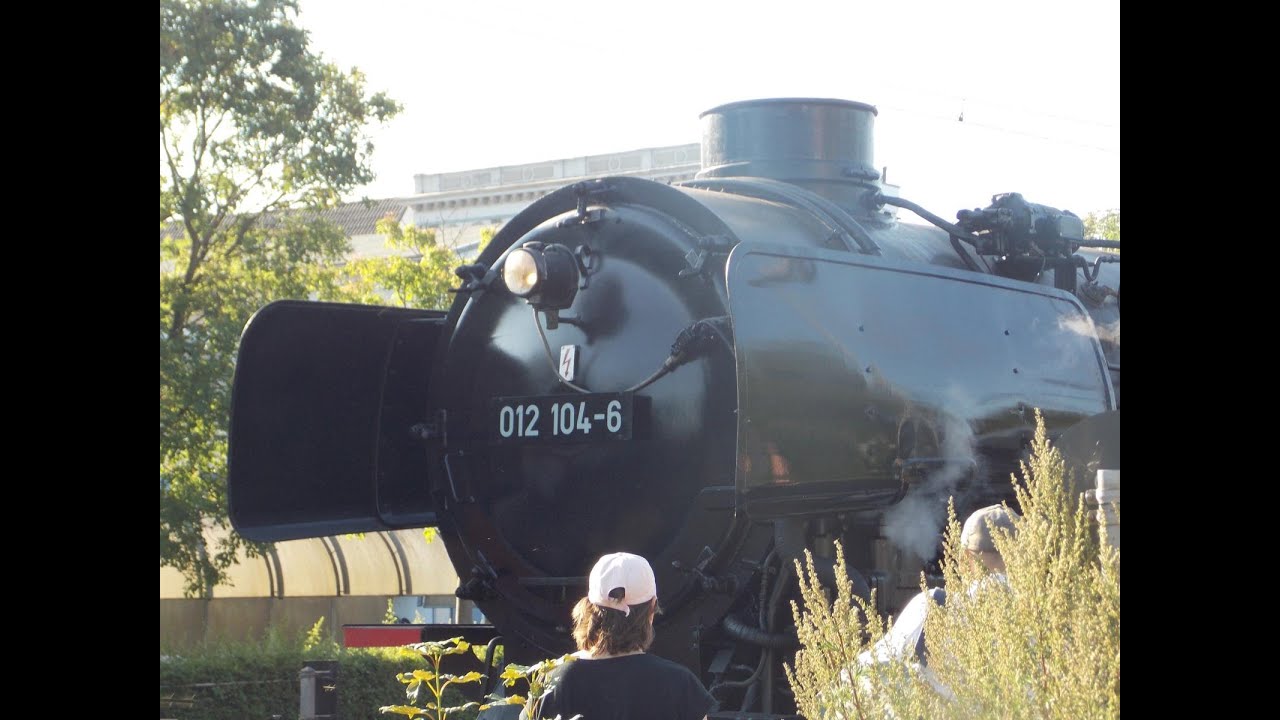 Dampflok/steam loco 01-1104 // NOHAB Diesellok/diesel engine 1138 ...