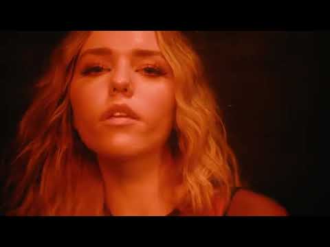 CLO - Blackout (DJ Azza remix) - YouTube