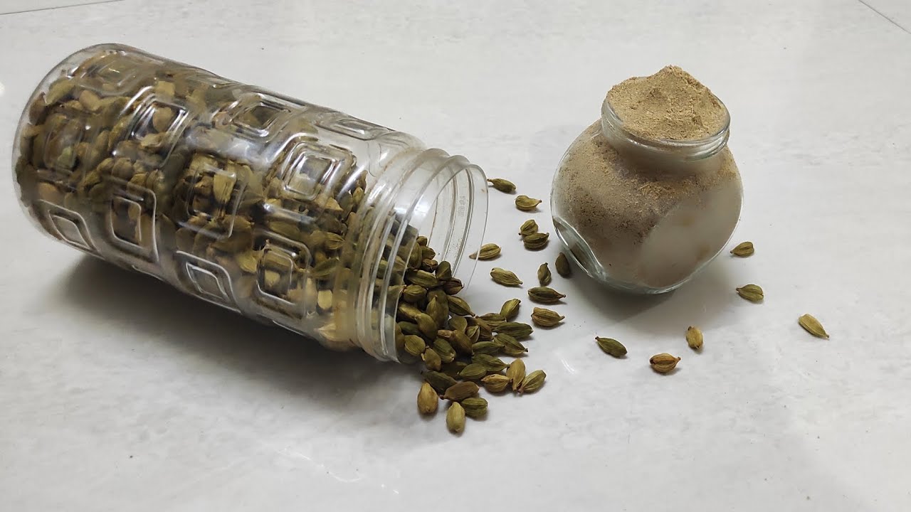 घर पर बनाएं आसान से बाजार से सस्ता इलायची पाउडर |Home made Elaichi ...