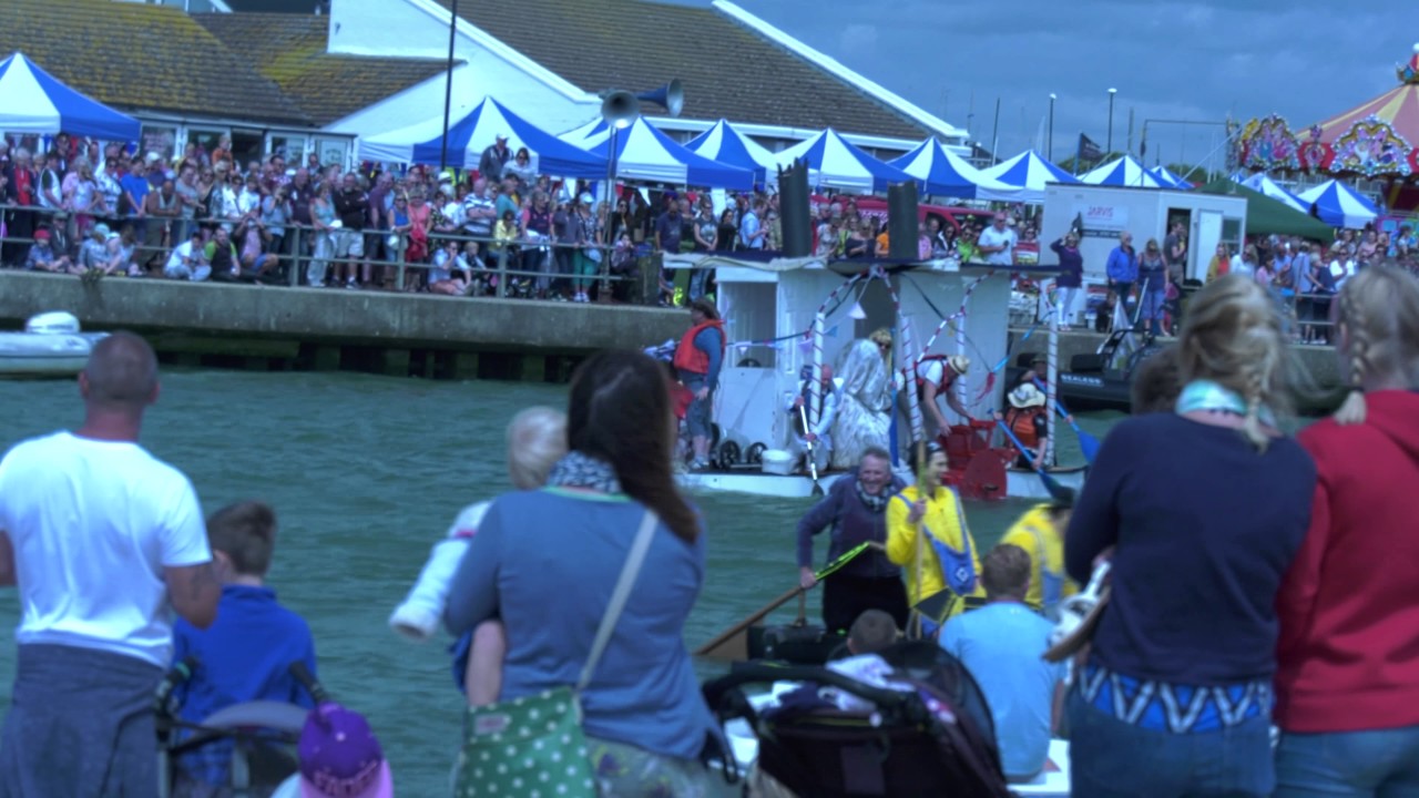 Raft Race at Mudeford RNLI Fun Day. 30.7.17 ( 4K ) - YouTube