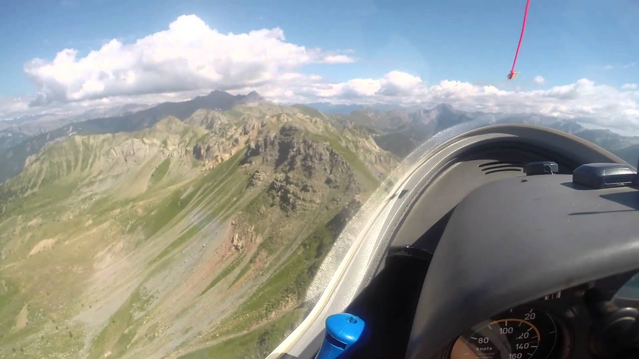 Mountain soaring - YouTube