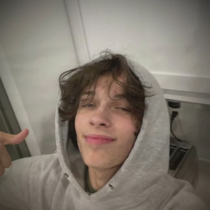 SturnioloTriplets hear me out - YouTube