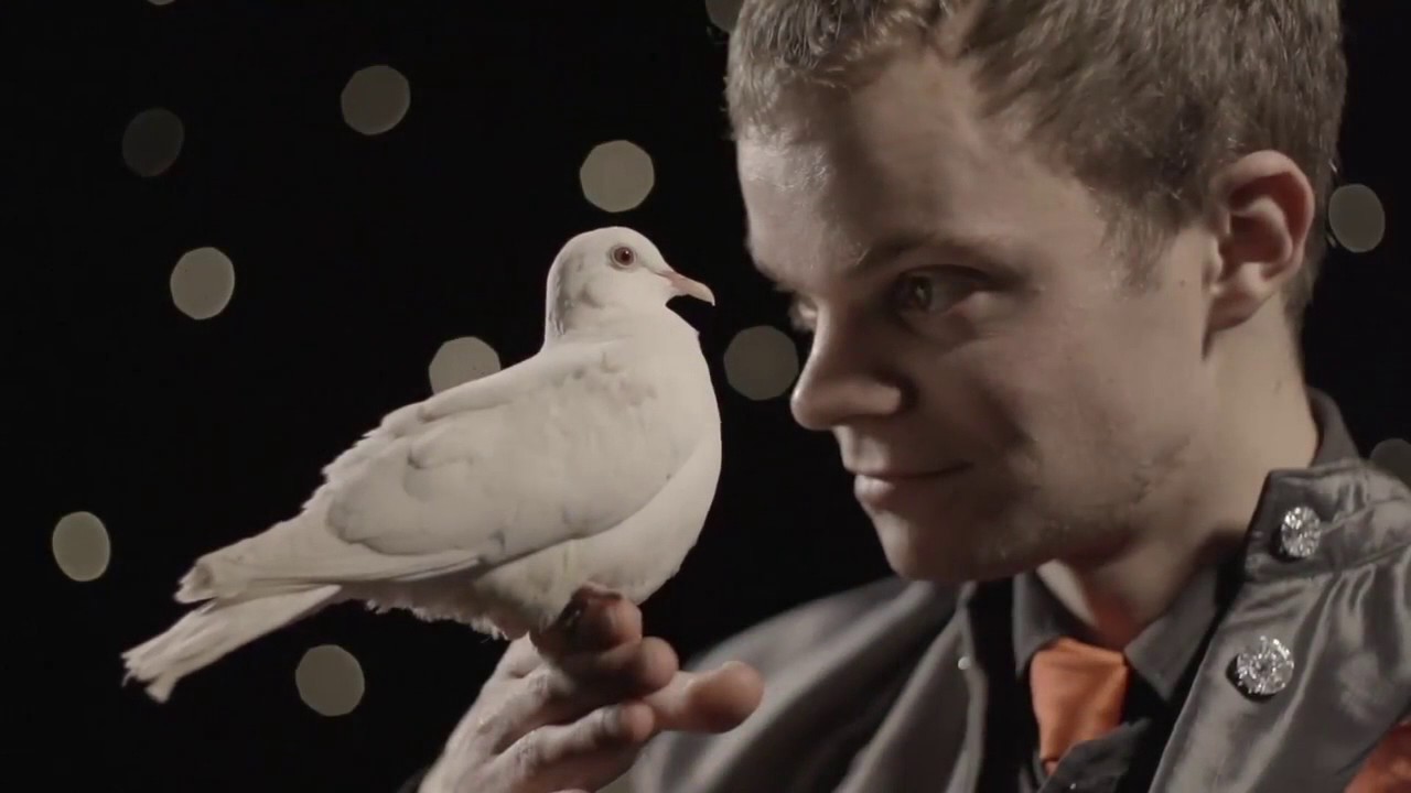 Danny - Magician - Available from www.VoxEntertainment.co.uk - YouTube