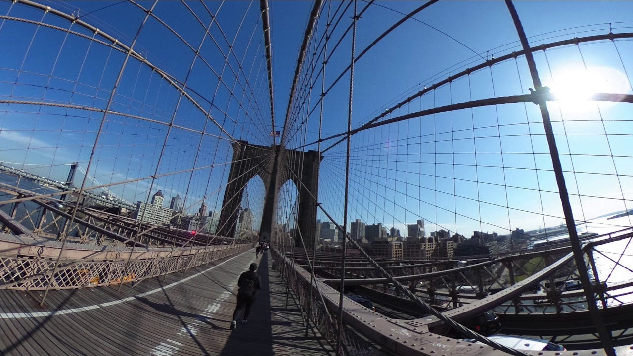 Brooklyn Bridge in 360° format, Part 2 - YouTube