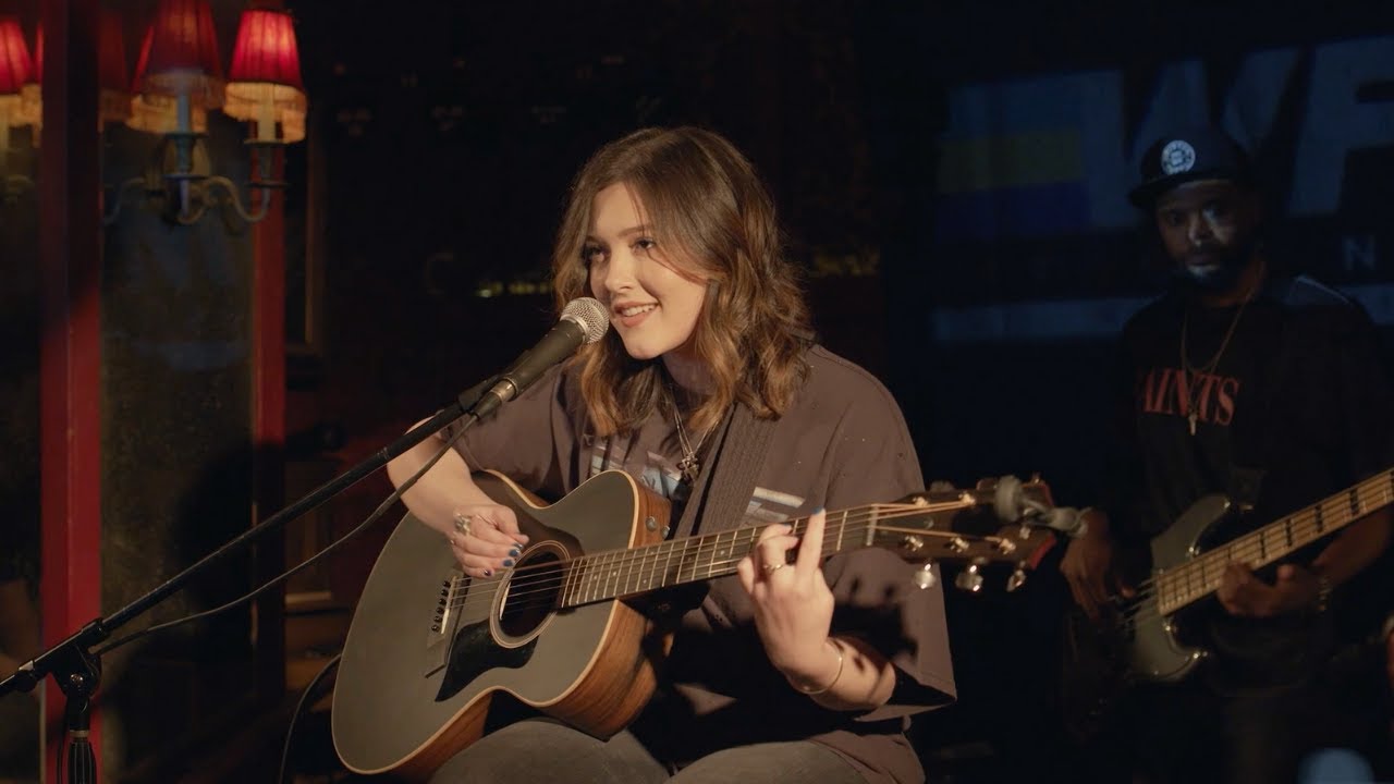 Just Friends (Musiq Soulchild) Taylor Felt Live at Bar Lubitsch - YouTube