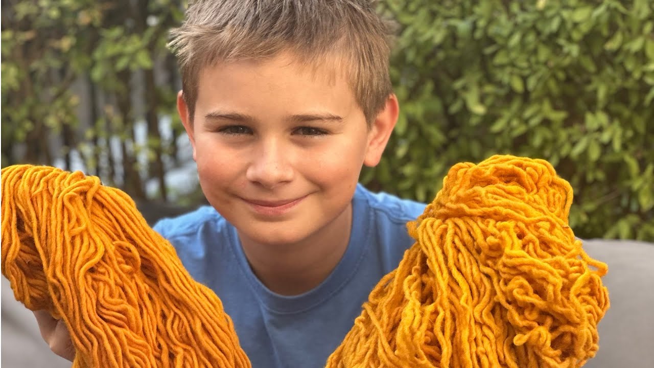 We Dyed Yarn from Onion Peels - YouTube