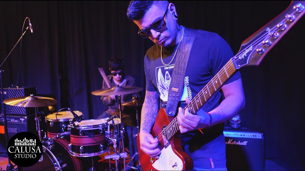 Rompiendo la Sien - Color Blue Rock | Calusa Session. - YouTube