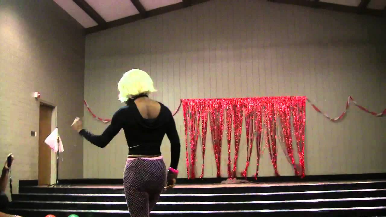 Gender Bender Ball 2014: Reveanna - YouTube