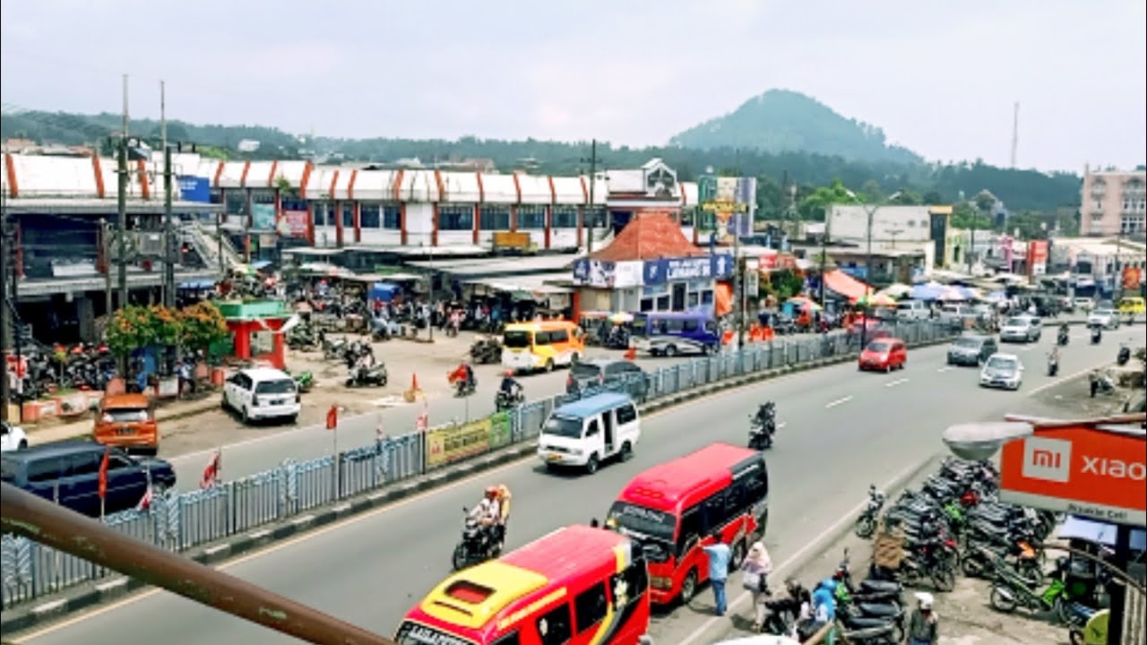 JALAN JALAN KE PASAR BARU LAWANG MALANG - YouTube