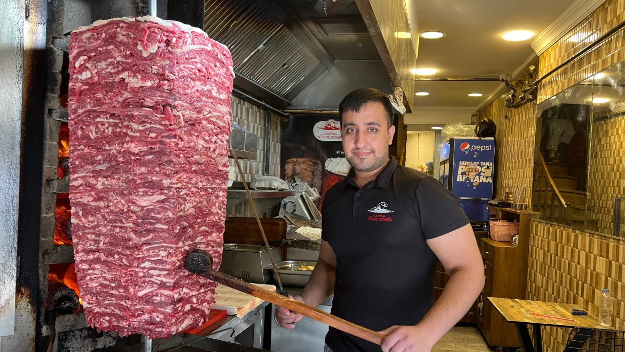 Hungry Audience from the Stadium coming for the Massive Doner ...