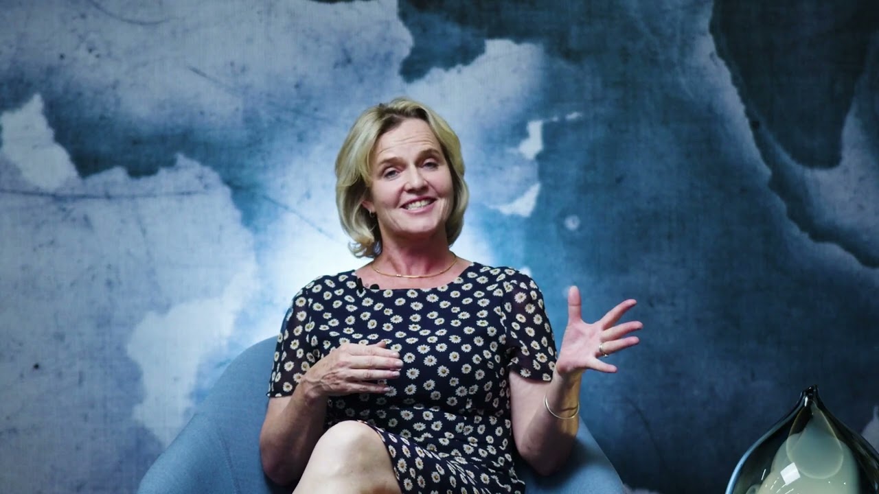 LINDA FRöHLICH – Chief Executive, Sasfin Asset Finance - YouTube