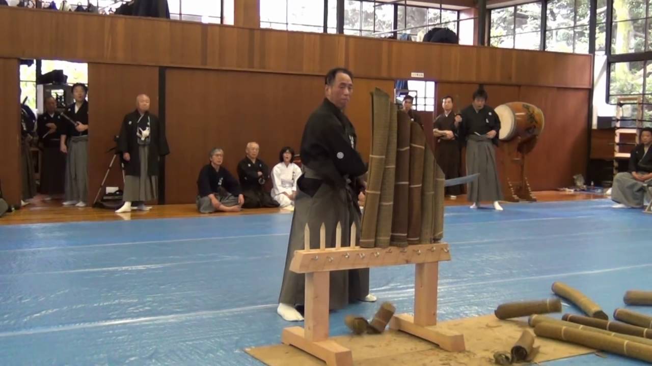 試し斬り Tameshigiri,тамэсигири - YouTube