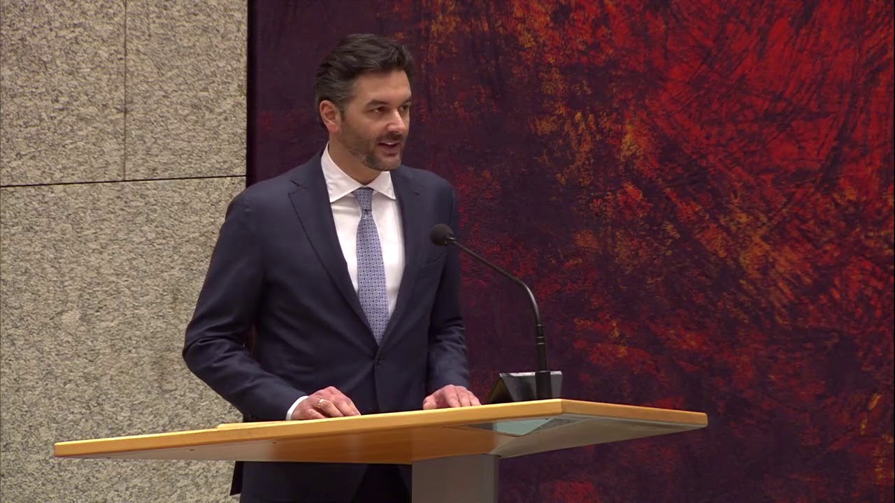 Maidenspeech Nico Drost - YouTube