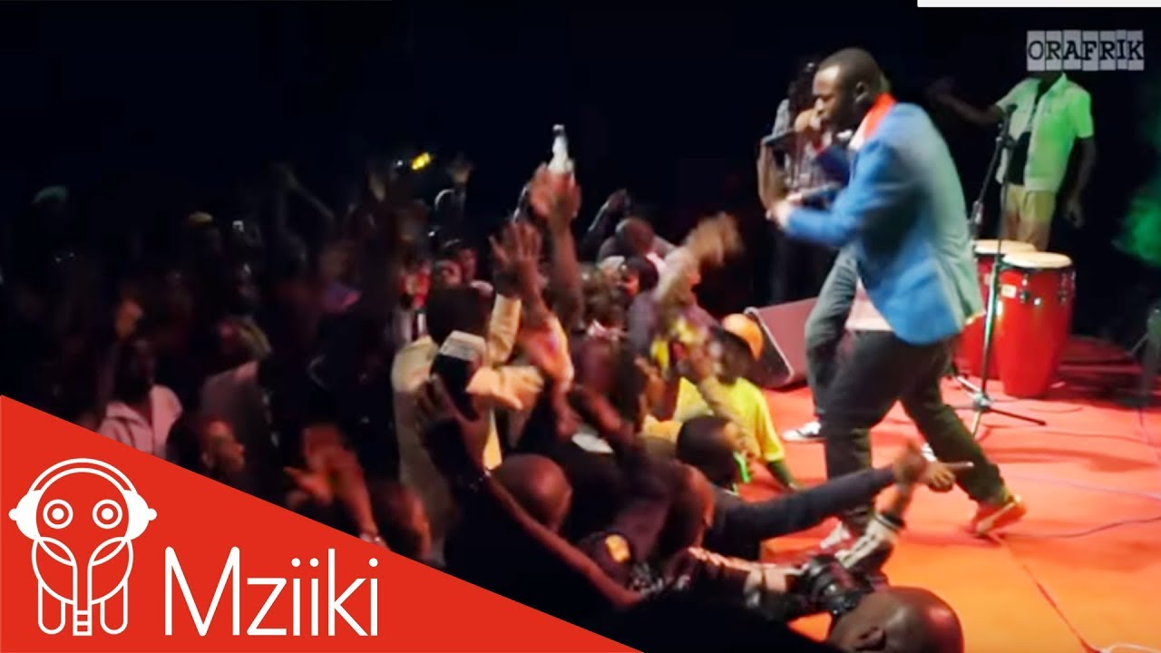 Rabbit King Kaka - Performing @Go Down NAI NI WHO 2014 - YouTube