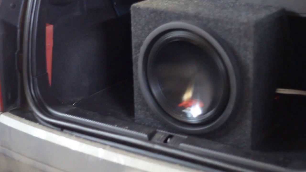 Alpine SWR-12D4 + MRX-M110 in AUDI A2 - YouTube