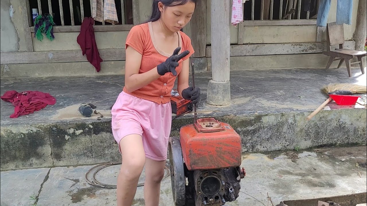 13 years old girl, repairing d180 engine - YouTube