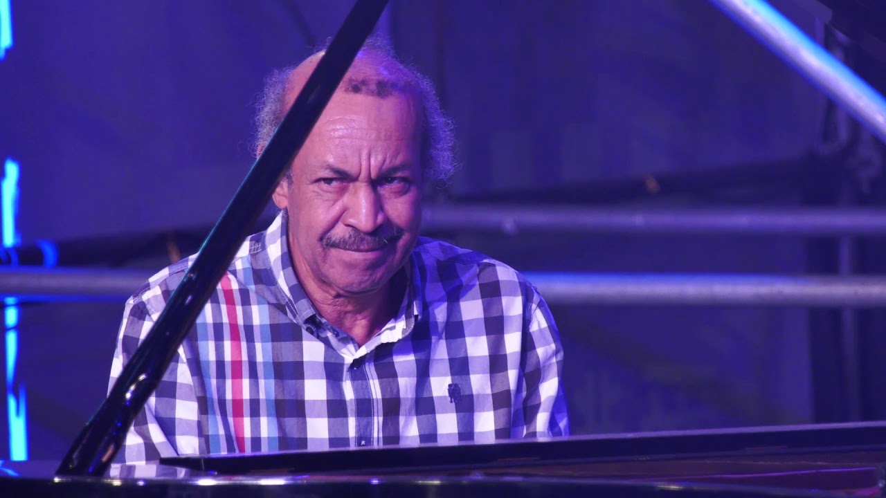 2019臺中爵士音樂節 1014 02 聖露西亞 RONALD BOO HINKSON - YouTube