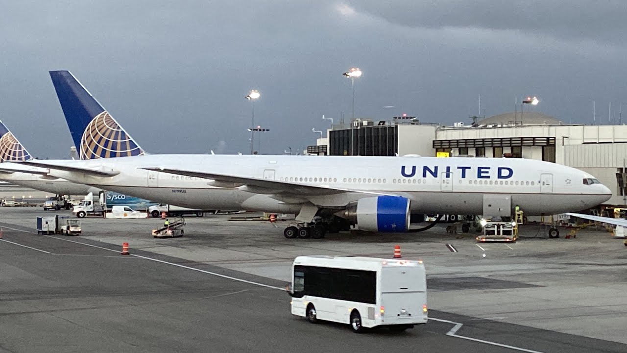 Los Angeles (LAX) ~ Newark/New York (EWR) - United Airlines - Boeing ...