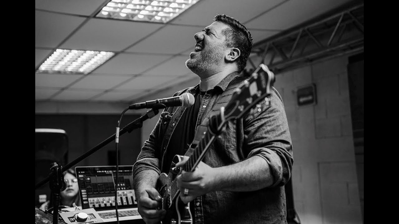 CHRIS ROCHA • “TUS CUERDAS DE AMOR” • @GAMAMUSICGT • - YouTube