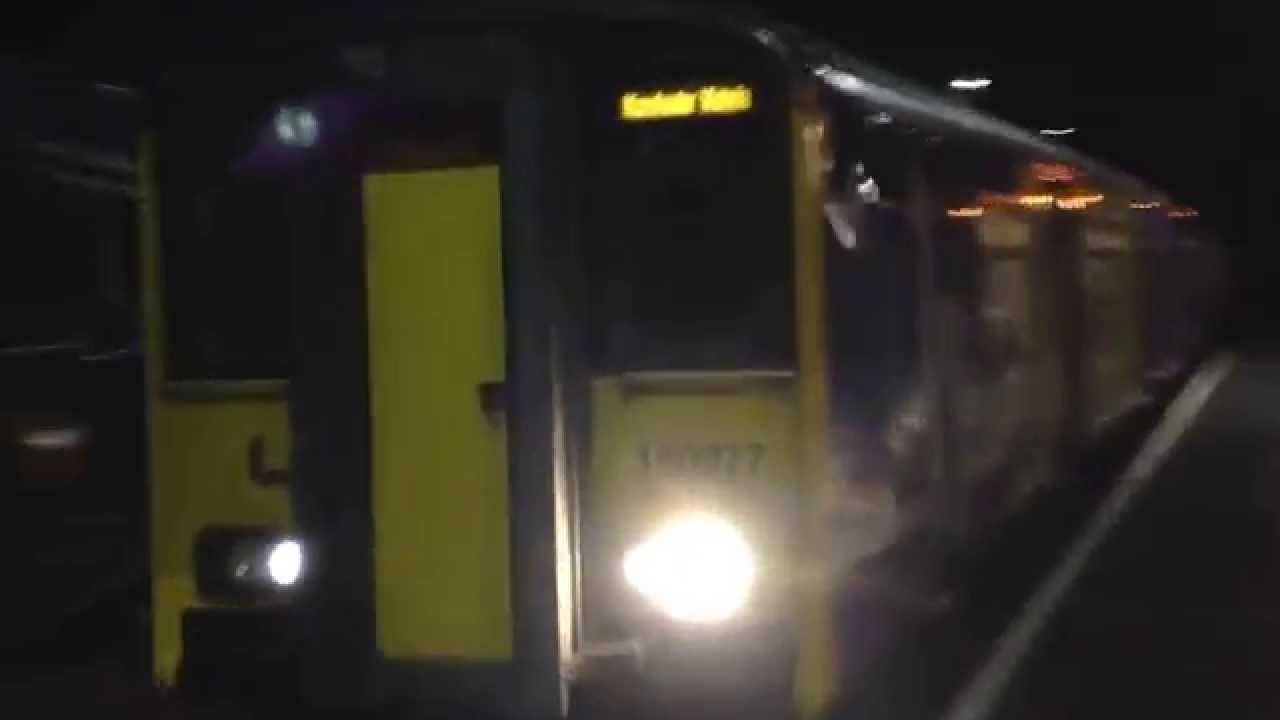 The 2230 Clitheroe to Manchester Victoria train at Burnley Manchester Road - YouTube