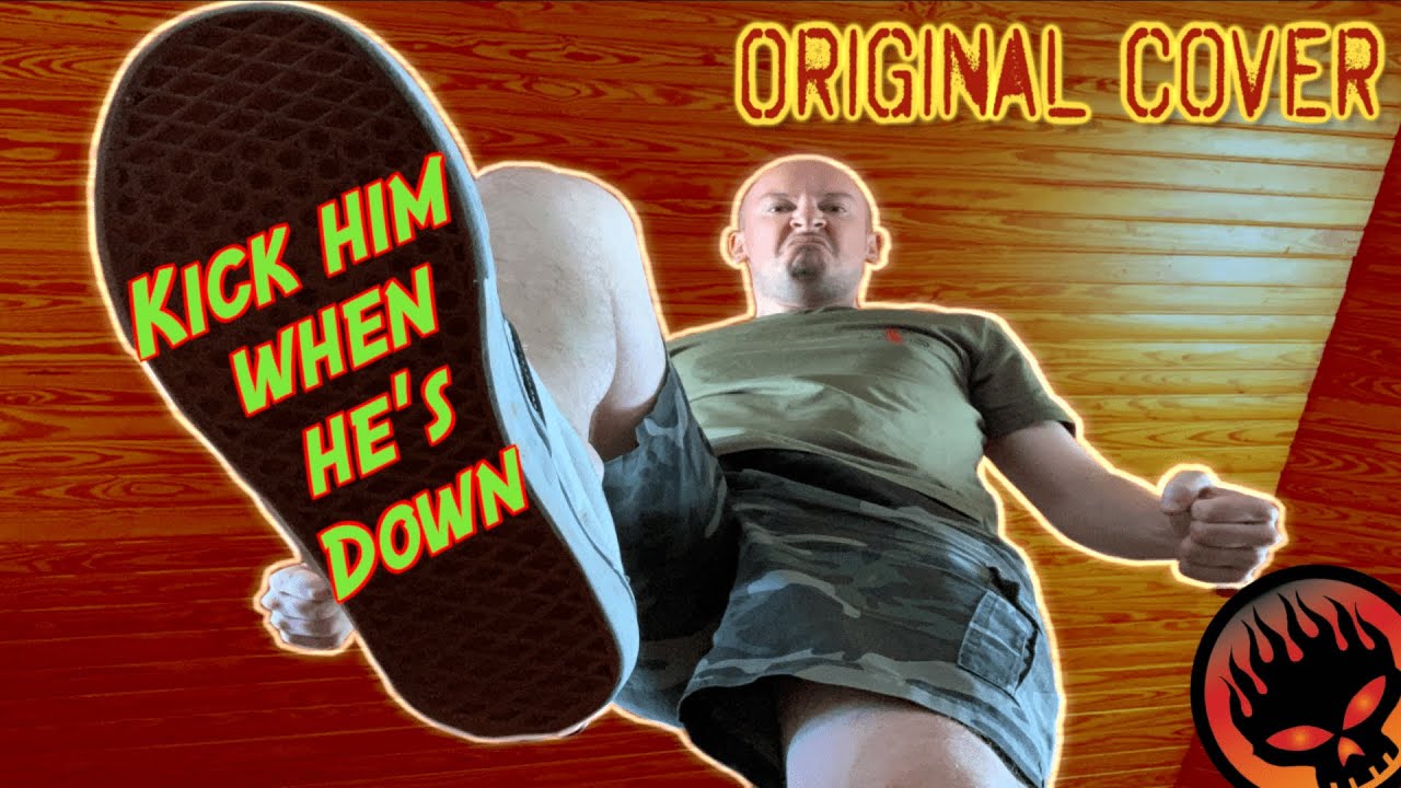The Offspring - Kick him when he's Down (𝚘𝚛𝚒𝚐𝚒𝚗𝚊𝚕 𝚌𝚘𝚟𝚎𝚛) - YouTube