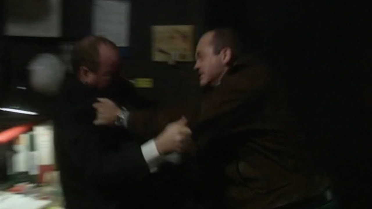 EastEnders - Phil Mitchell Vs Grant Mitchell (25th October 1994) - YouTube